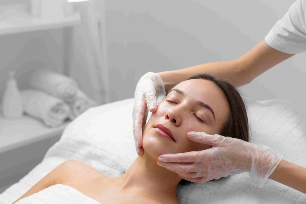 Aesthetic Clinic: Services & Benefits Guide